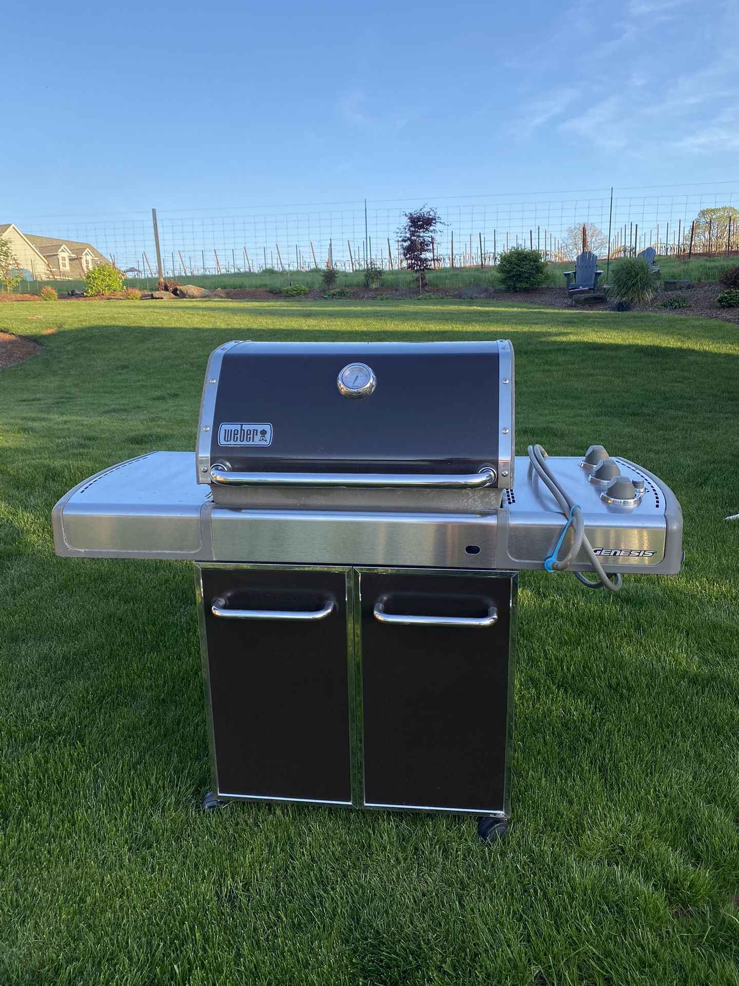 Weber genesis Natural Gas BBQ for Sale in Salem, OR - OfferUp