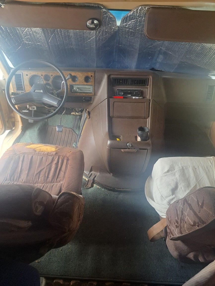 89 Chevy Tioga for Sale in Los Angeles, CA - OfferUp