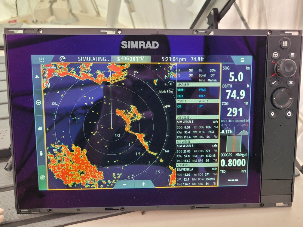Simrad Nss12 Evo3s Combo Multi-Function Chartplotter/Fishfinder for ...