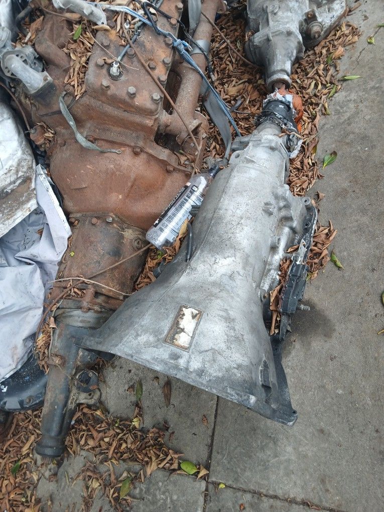CHEVY 700R4 AUTOMATIC TRANSMISSION!!! 450$ for Sale in Los Angeles, CA ...