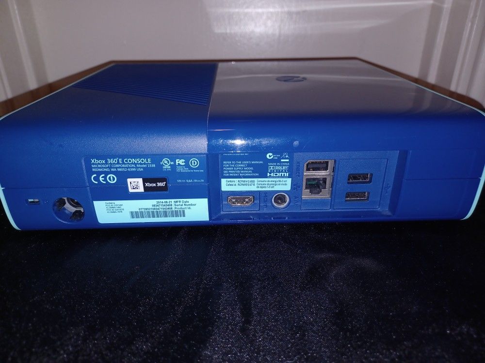 Special Edition 500GB Blue Xbox 360 E for Sale in Houston, TX - OfferUp