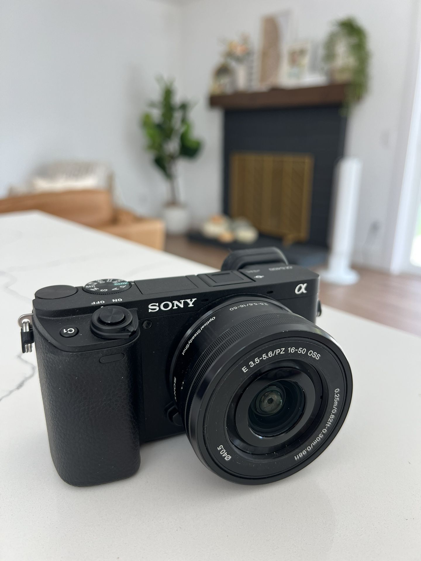 Sony a6400 4K Mirrorless Camera (Only used once) for Sale in Encinitas ...