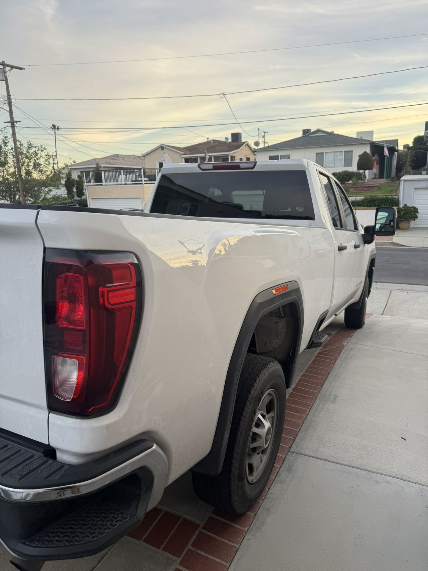 2023 GMC Sierra 2500 HD for Sale in San Pedro, CA - OfferUp