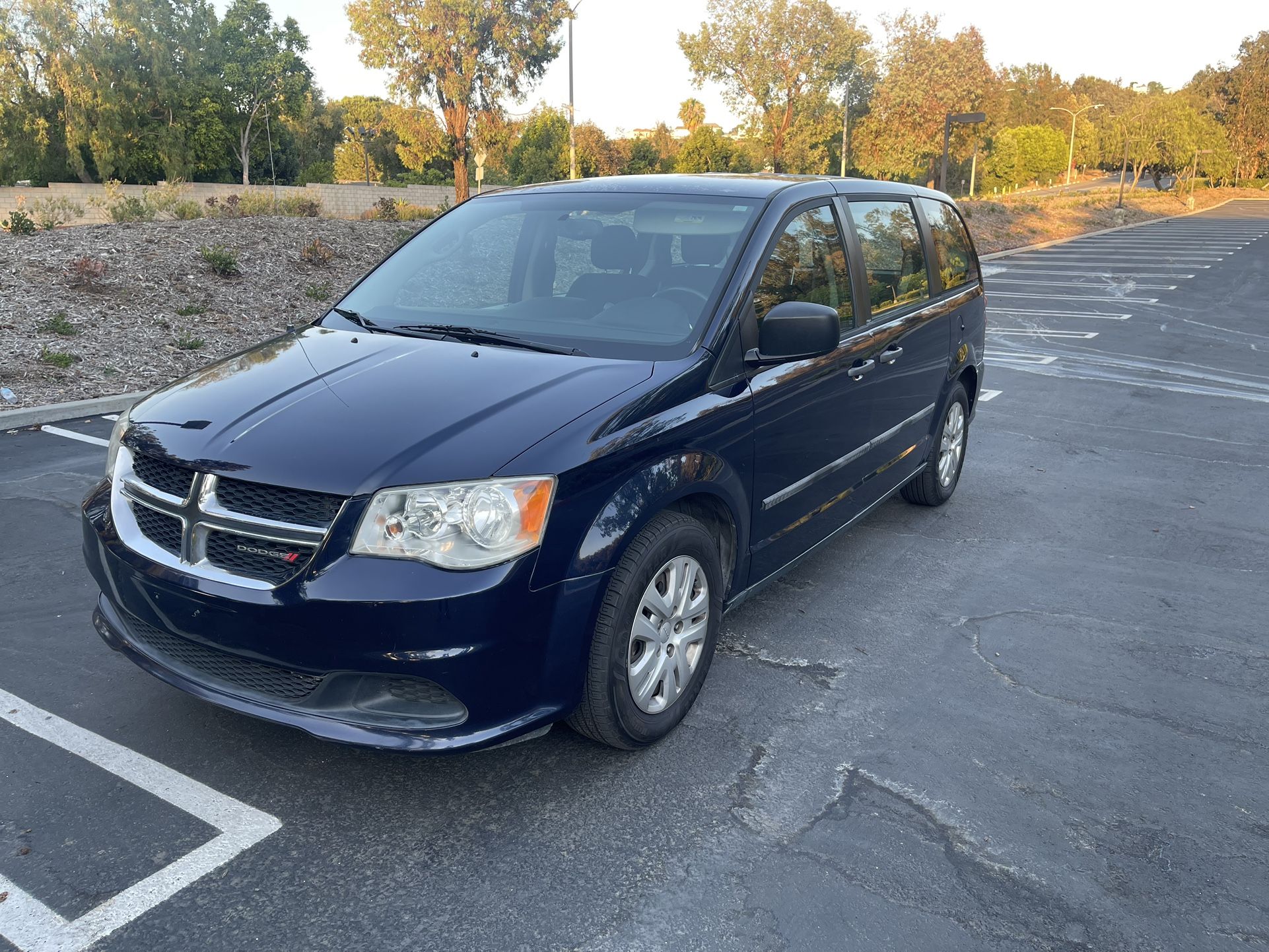 2014 Dodge Caravan/Grand Caravan for Sale in Anaheim, CA - OfferUp