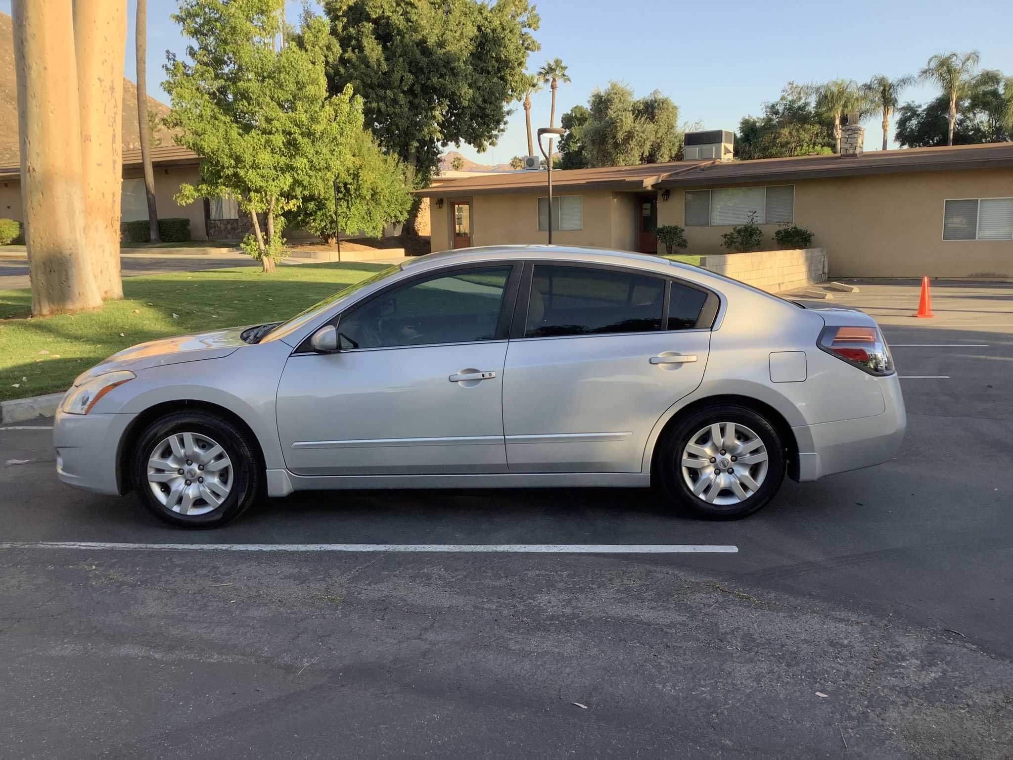 2011 Nissan Altima for Sale in Grand Terrace, CA - OfferUp