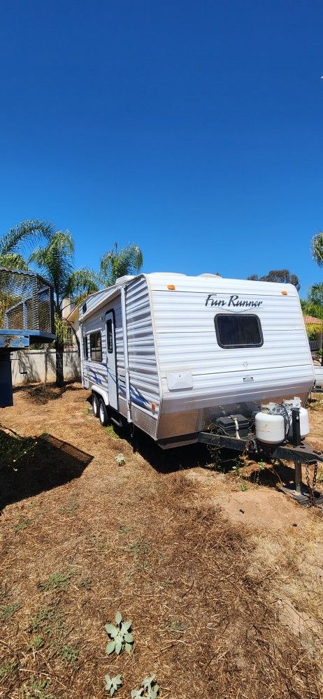 2007 21ft. Carson Fun Runner Toyhauler! for Sale in Santee, CA - OfferUp