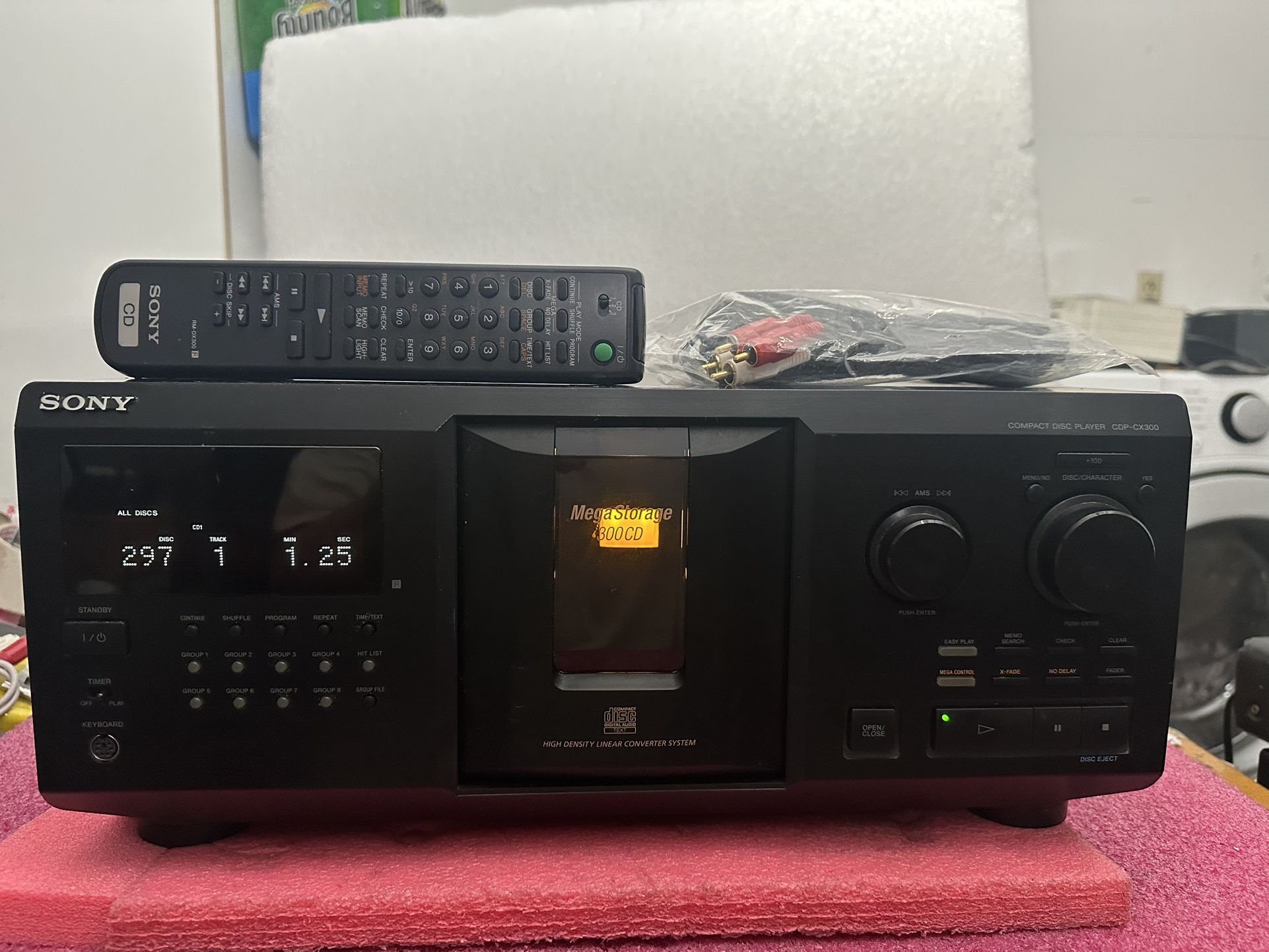 Sony CDP-CX300 Mega Storage 300 Disc CD Player With Remote and Cables ...