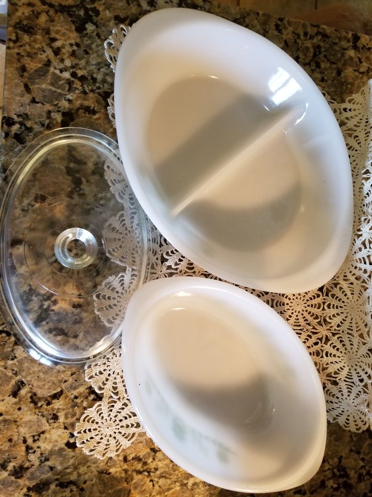 Vintage glass bake primrose dream for Sale in Cranston, RI - OfferUp