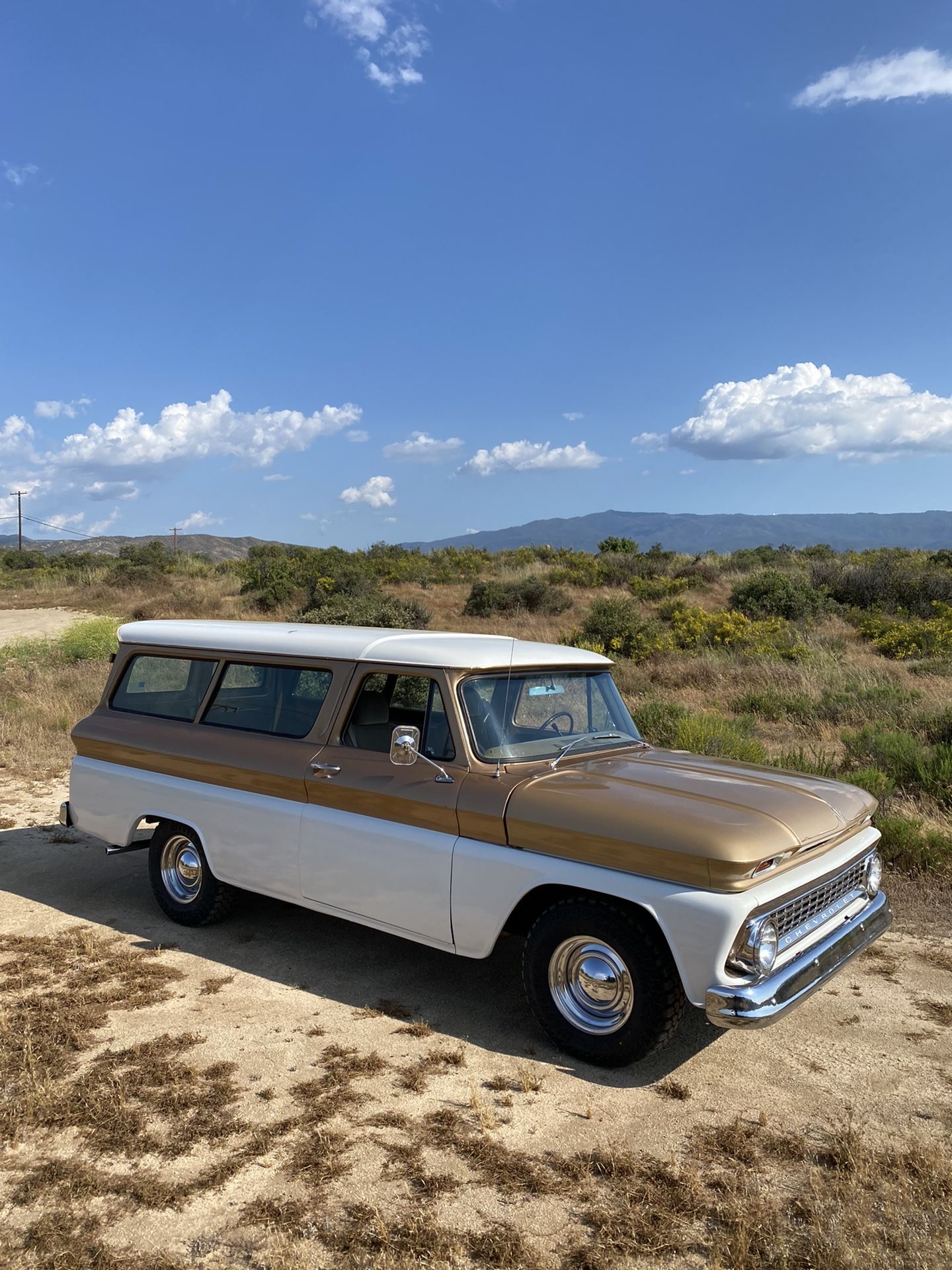 1966 Chevy Suburban “Carryall” for Sale in Aguanga, CA - OfferUp