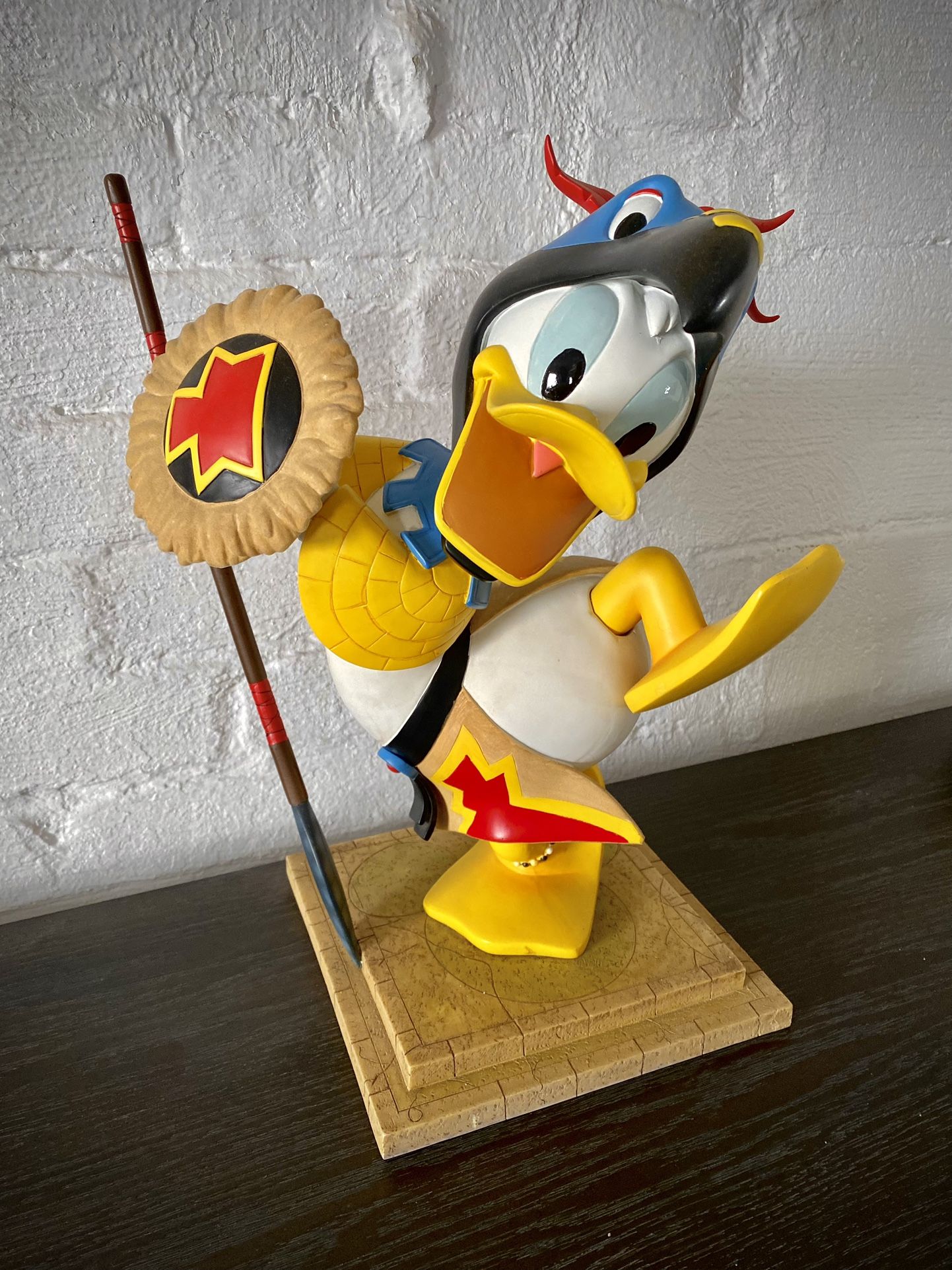 Aztec Donald Duck Statue Buy Now | instrumentation.kmitl.ac.th