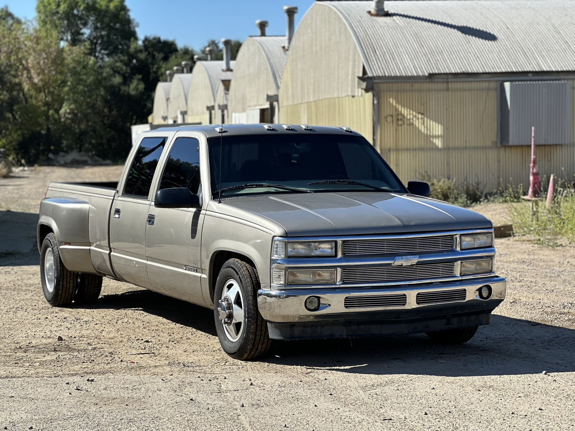 2000 Chevrolet Silverado 3500 for Sale in Lakeside, CA - OfferUp
