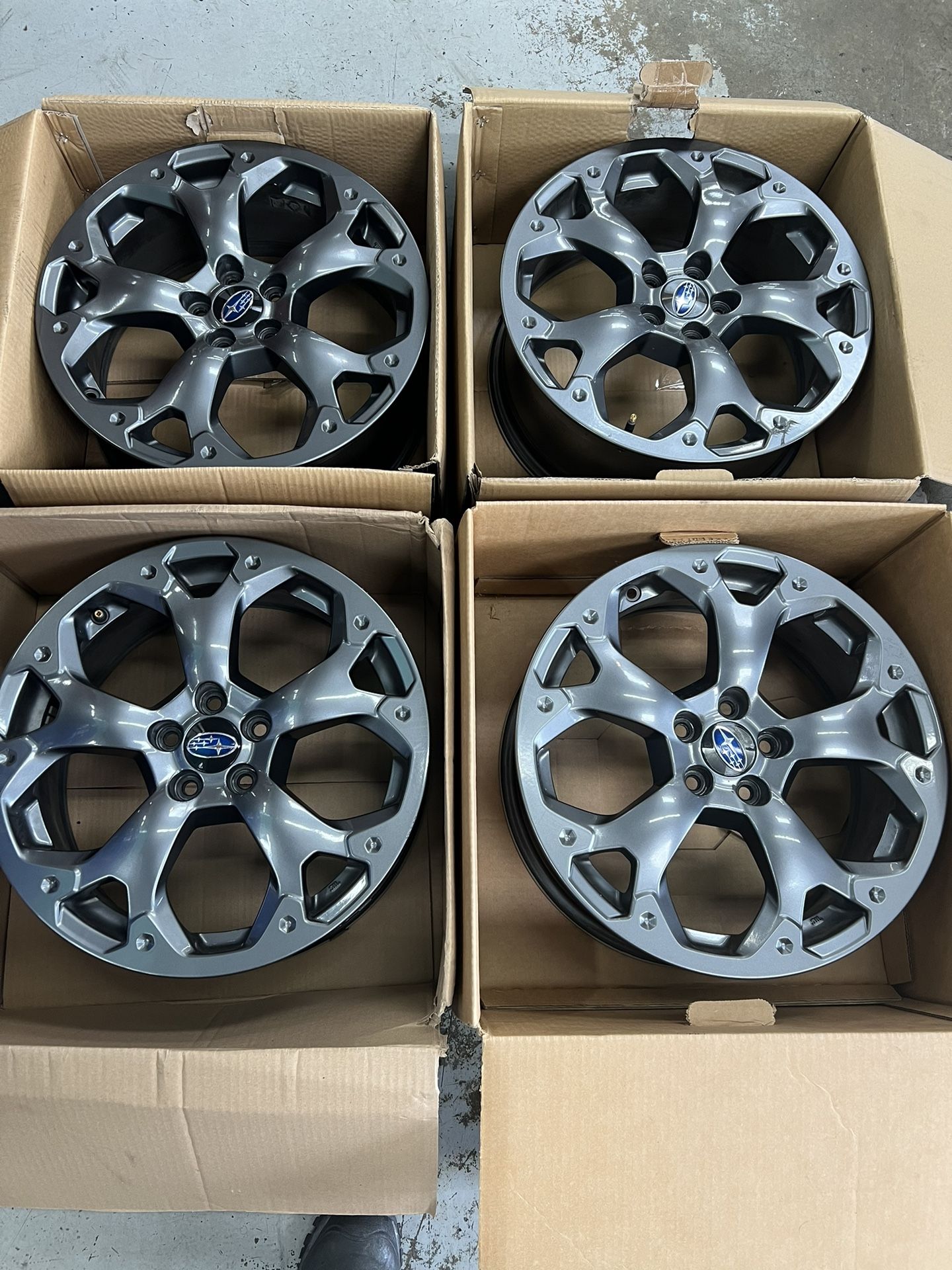 Subaru Gray Rims with Center Caps for Sale in Fullerton, CA - OfferUp