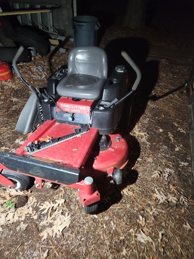 Toro Zero Turn Mower for Sale in South Norfolk, VA - OfferUp