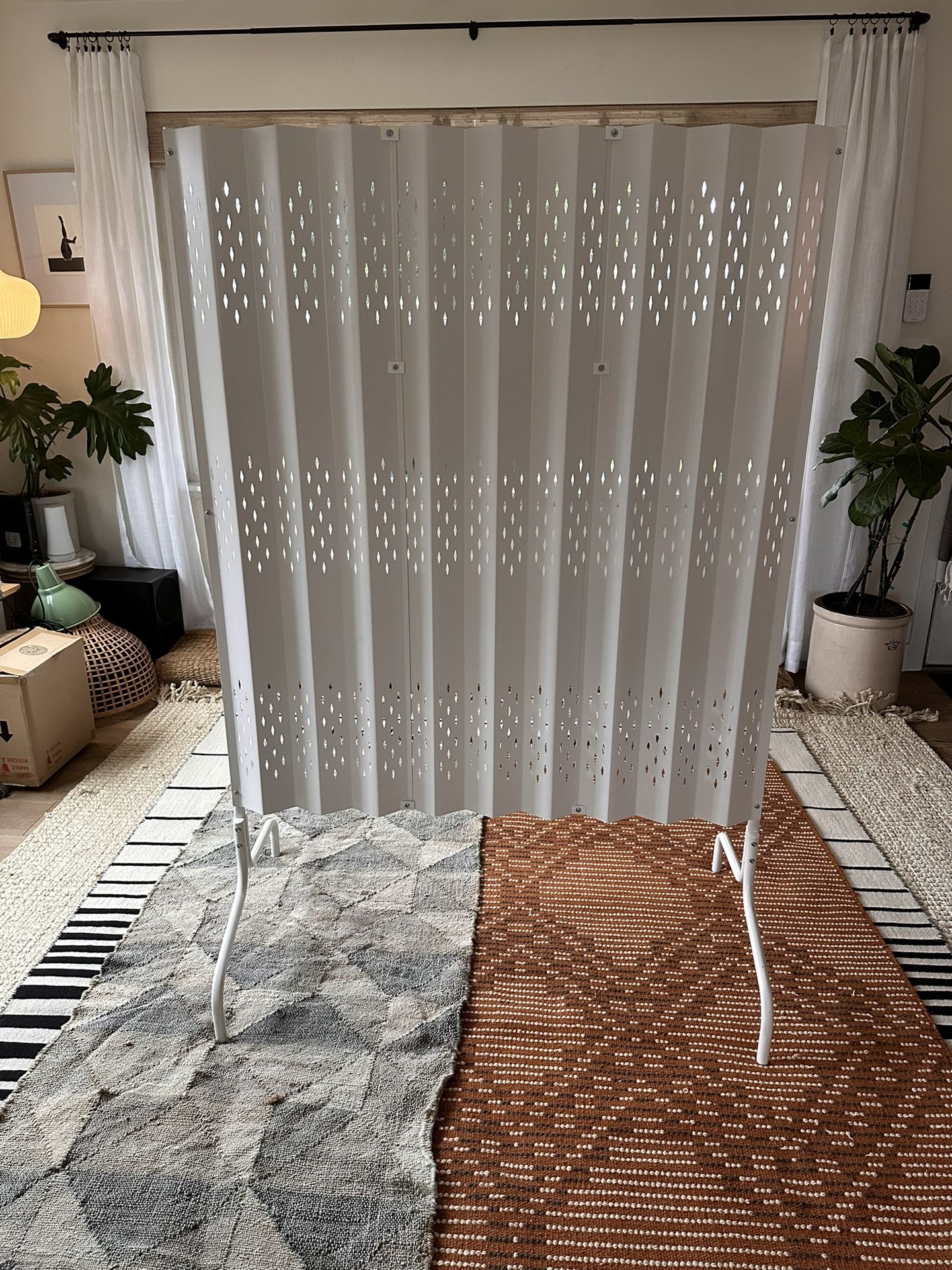 Privacy Screen / Room divider / Virtual Meeting Background for Sale in ...