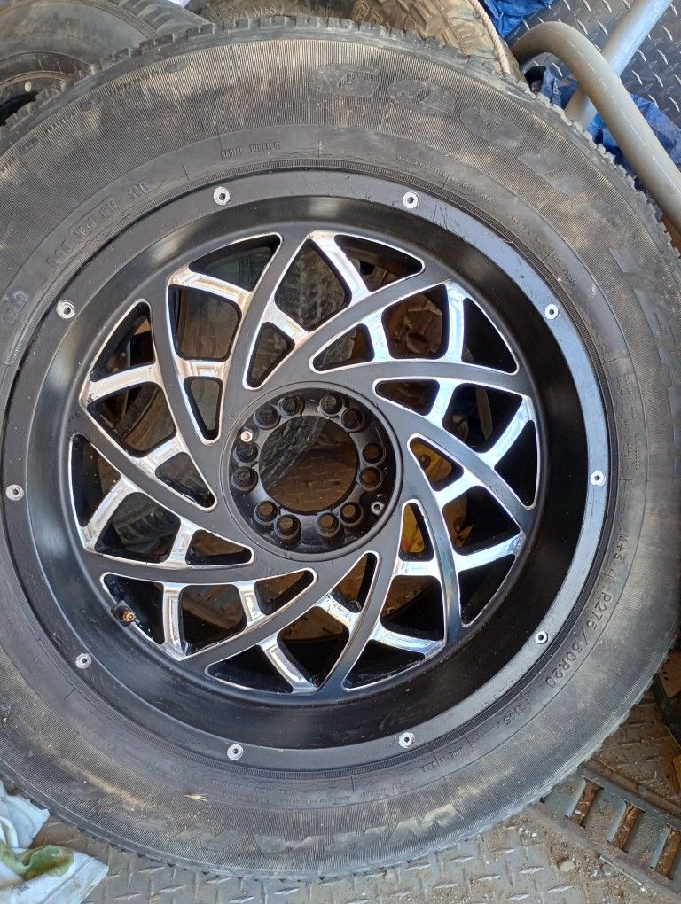 4 Ford F150 20 Inch Universal Rims and Tires for Sale in Palmdale, CA ...