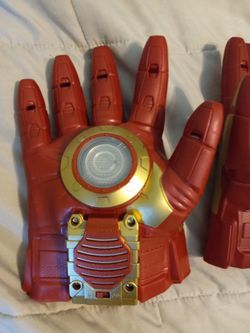 Iron Man Repulsor Glove
