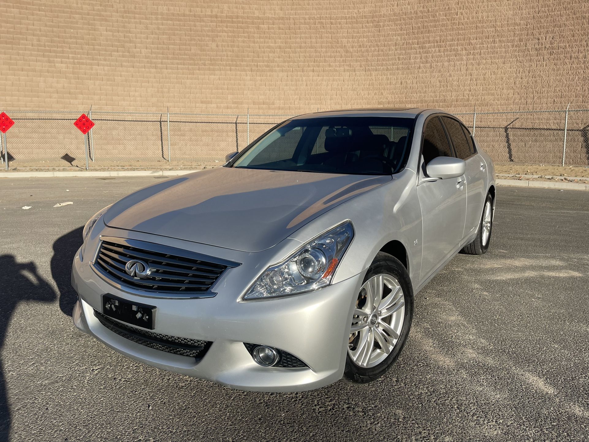 2015 Infiniti Q40 for Sale in Albuquerque, NM - OfferUp