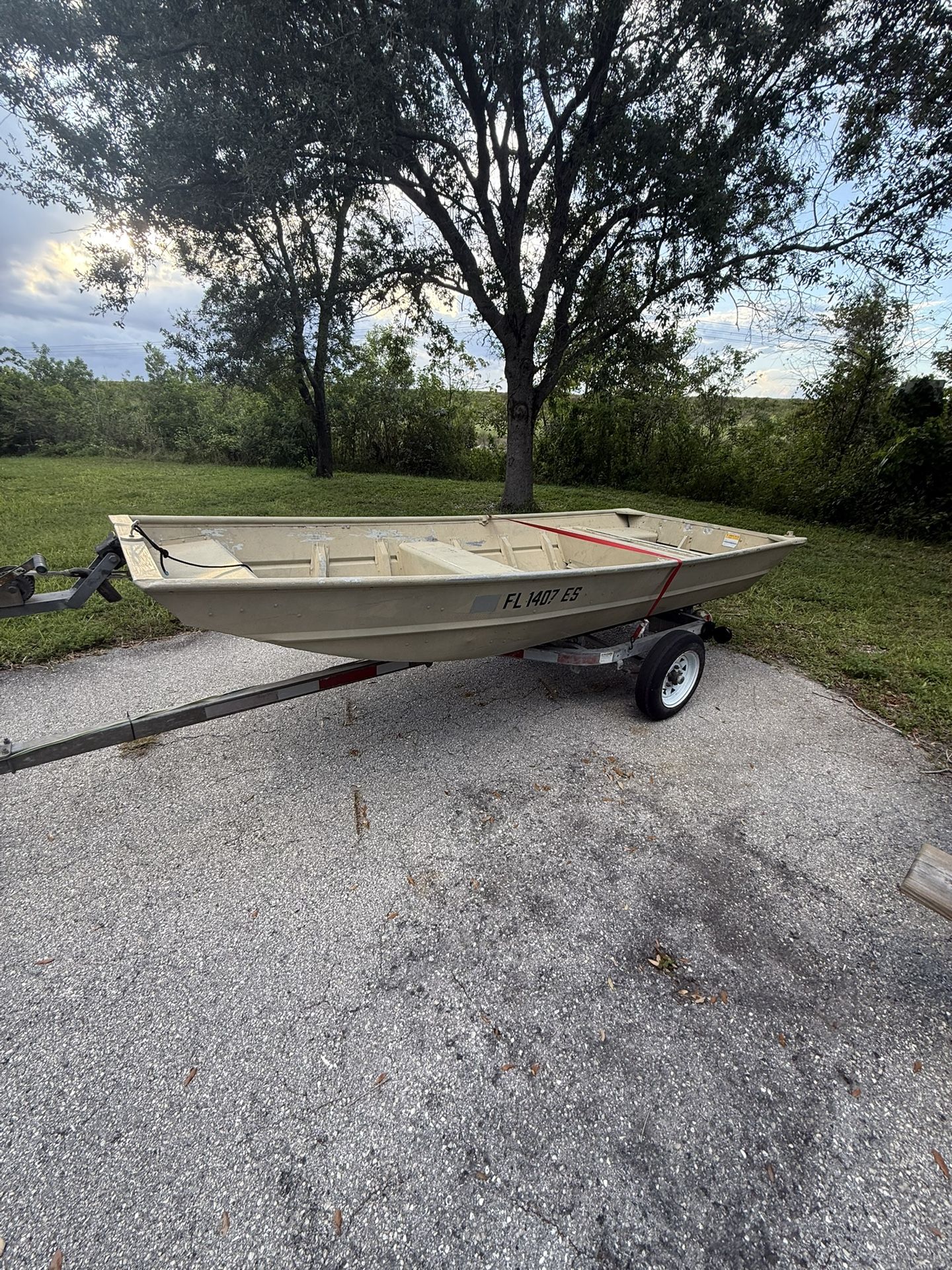 1984 12ft Jon boat for Sale in Fort Lauderdale, FL - OfferUp
