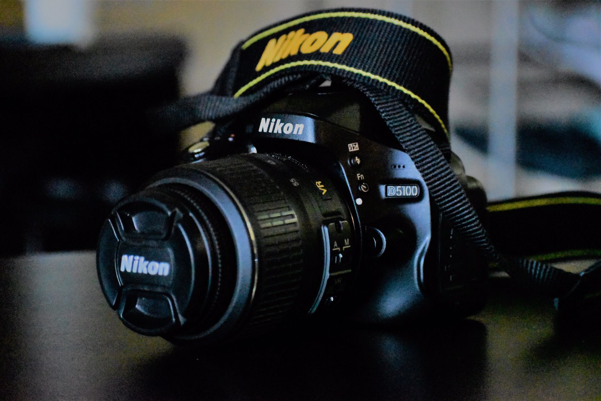 Nikon 5100 DSLR Camera with 18-55 mm f3.5-5.6 Auto Focus-S Nikkor Zoom ...