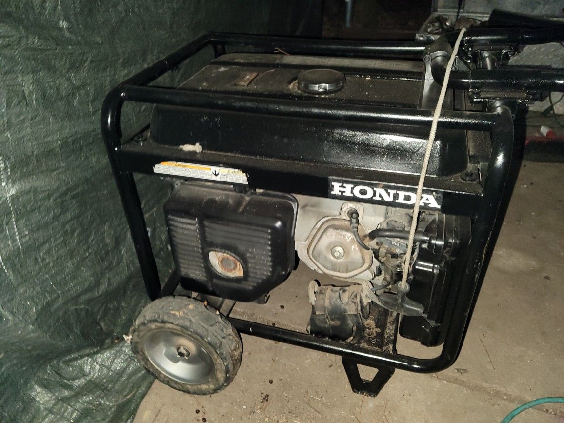 Honda 6500 Industrial Generator for Sale in Wichita, KS - OfferUp