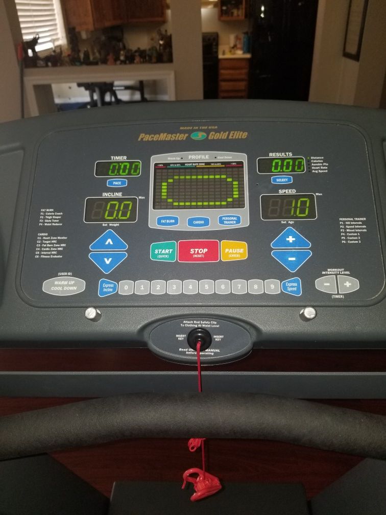 PACEMASTER S GOLD ELITE VR TREADMILL for Sale in Mesa, AZ - OfferUp