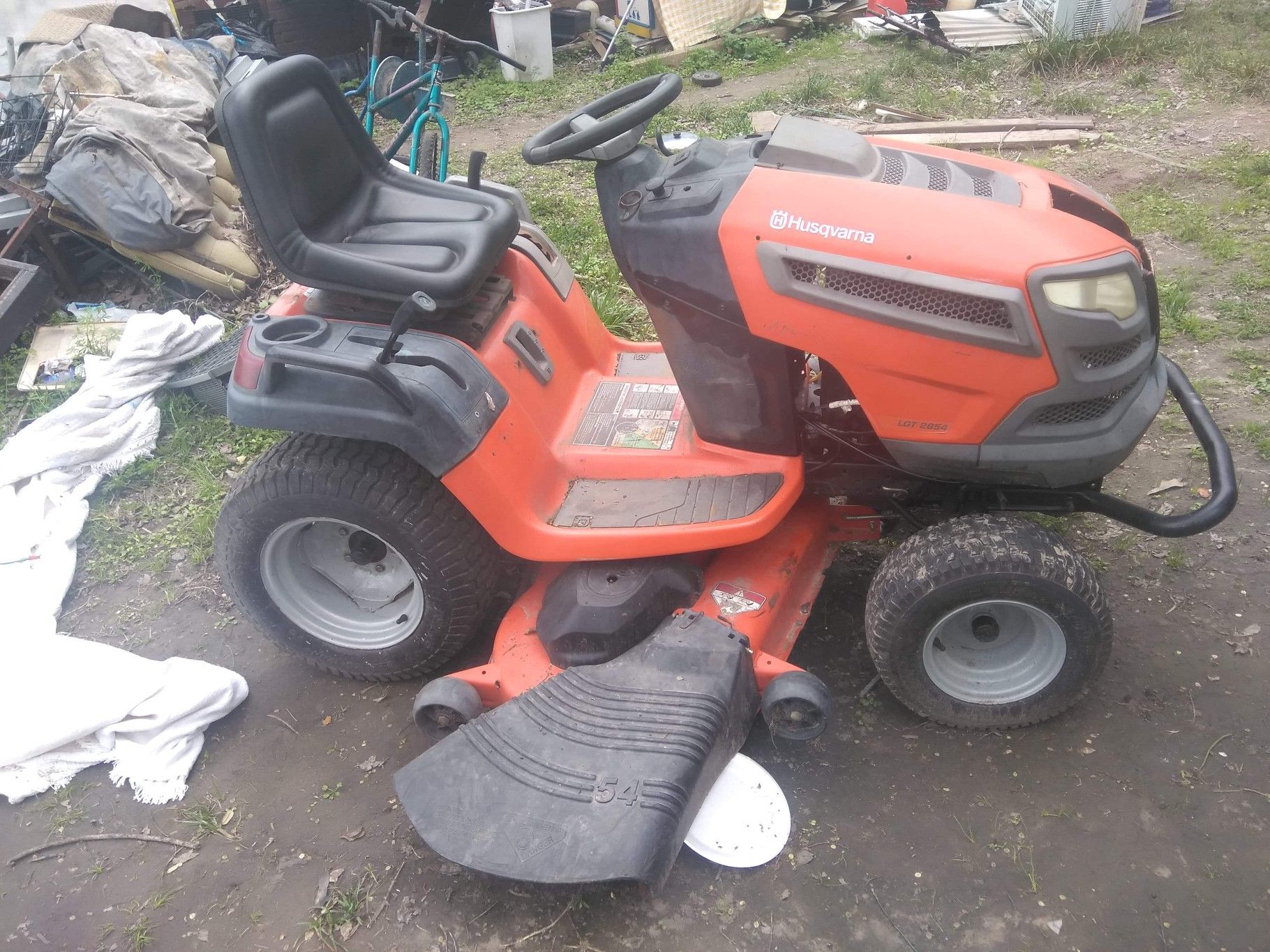 2015 HUSQUVARNA 54 INCH WIDE CUT/DECK RIDING LAWN MOWER for Sale in ...