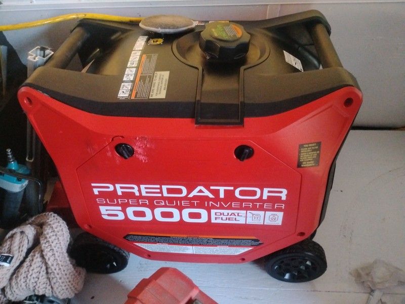 Predator 5000 Generator for Sale in Temecula, CA - OfferUp
