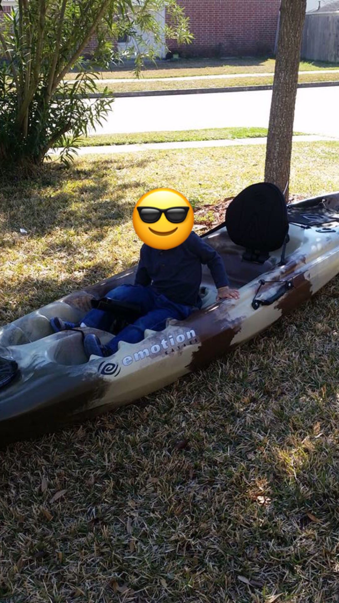 Stealth 10 Angler Emotion Kayak 10 ft 2” for Sale in Channelview, TX ...