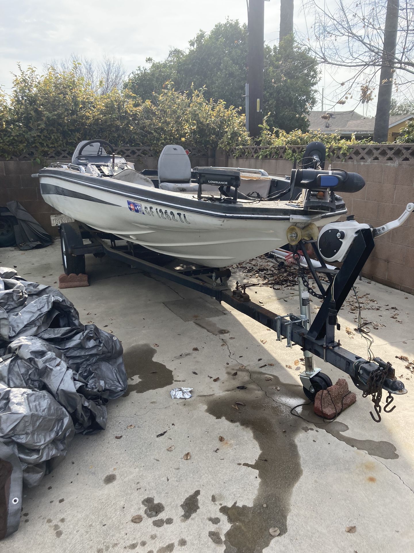 skeeter bass fishing boat for Sale in West Covina, CA - OfferUp