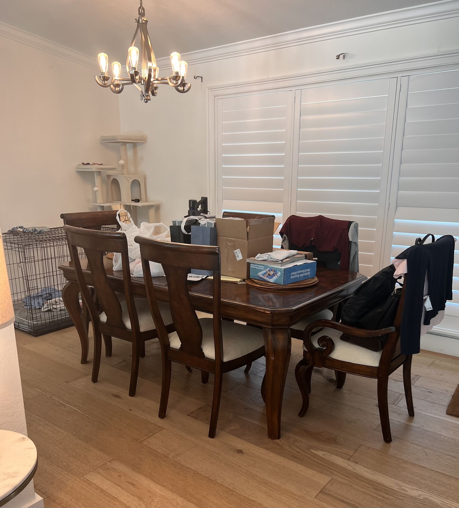Free Dining Room Table And 6 Chairs! for Sale in Miami, FL - OfferUp