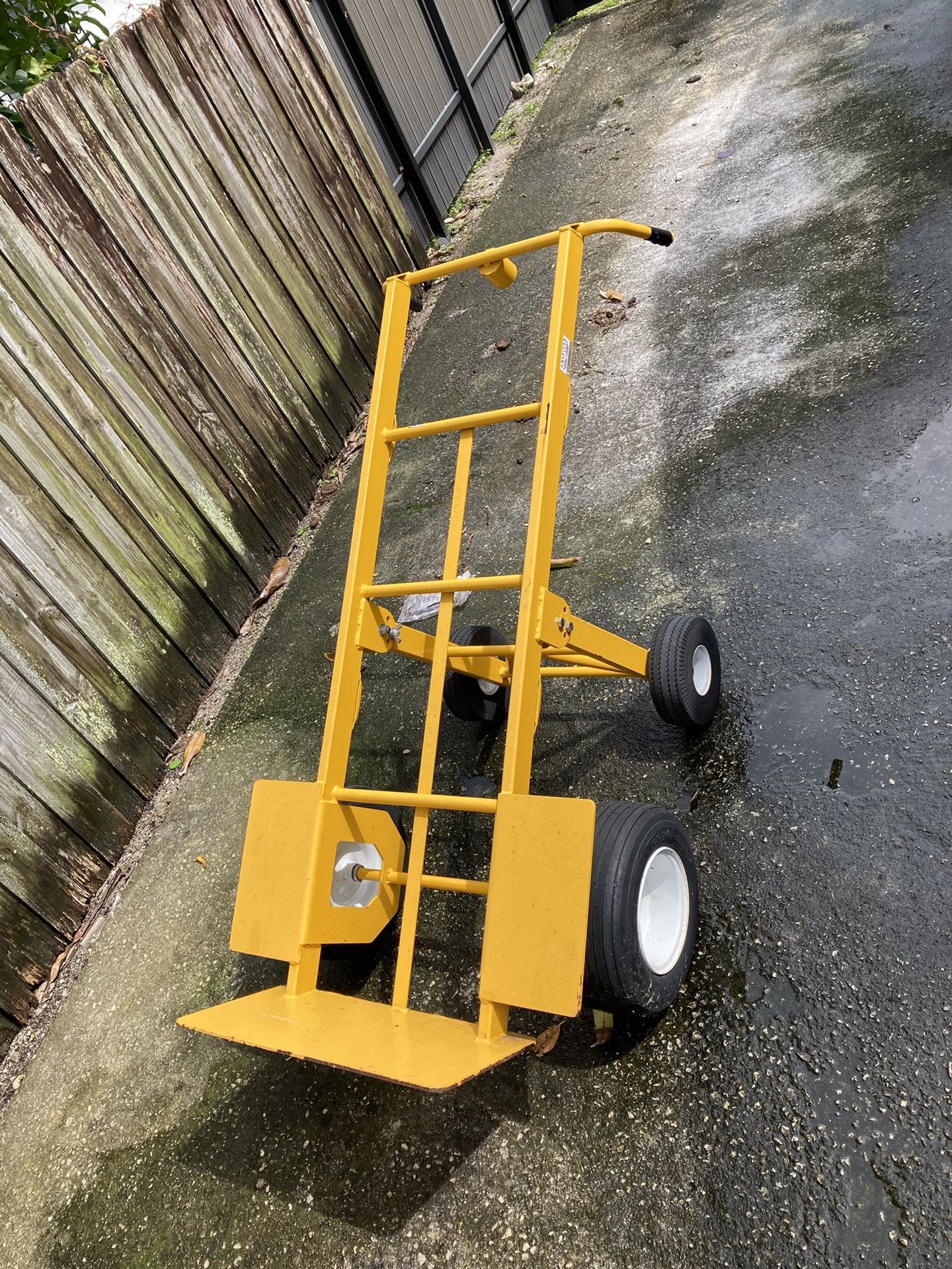 Hand Cart Dolly With Rear Wheels for Sale in Miami Gardens, FL - OfferUp