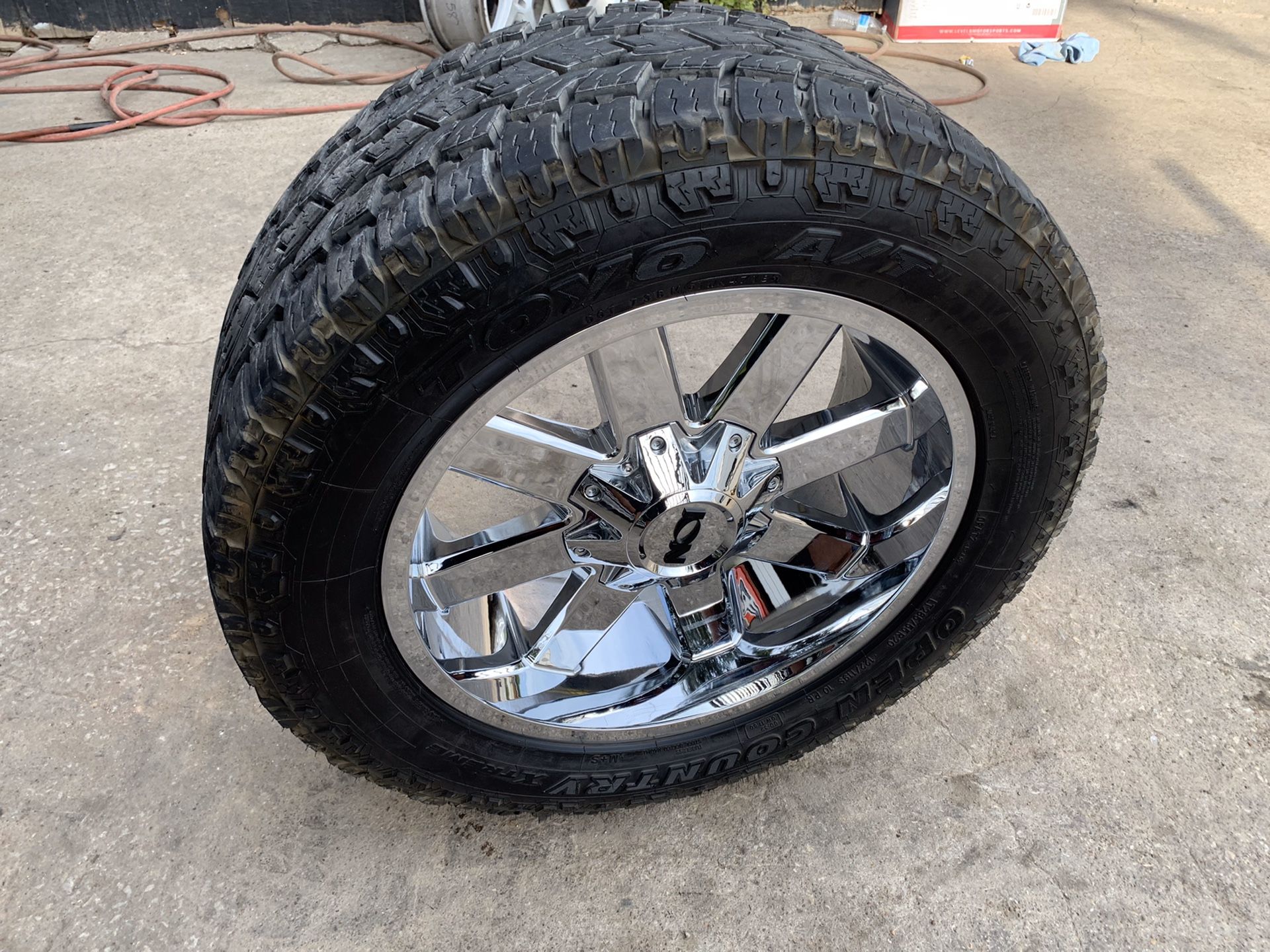 Like New 20x10 Off Road Rims and All Terrain Tires 5 Lug Wheels will ...