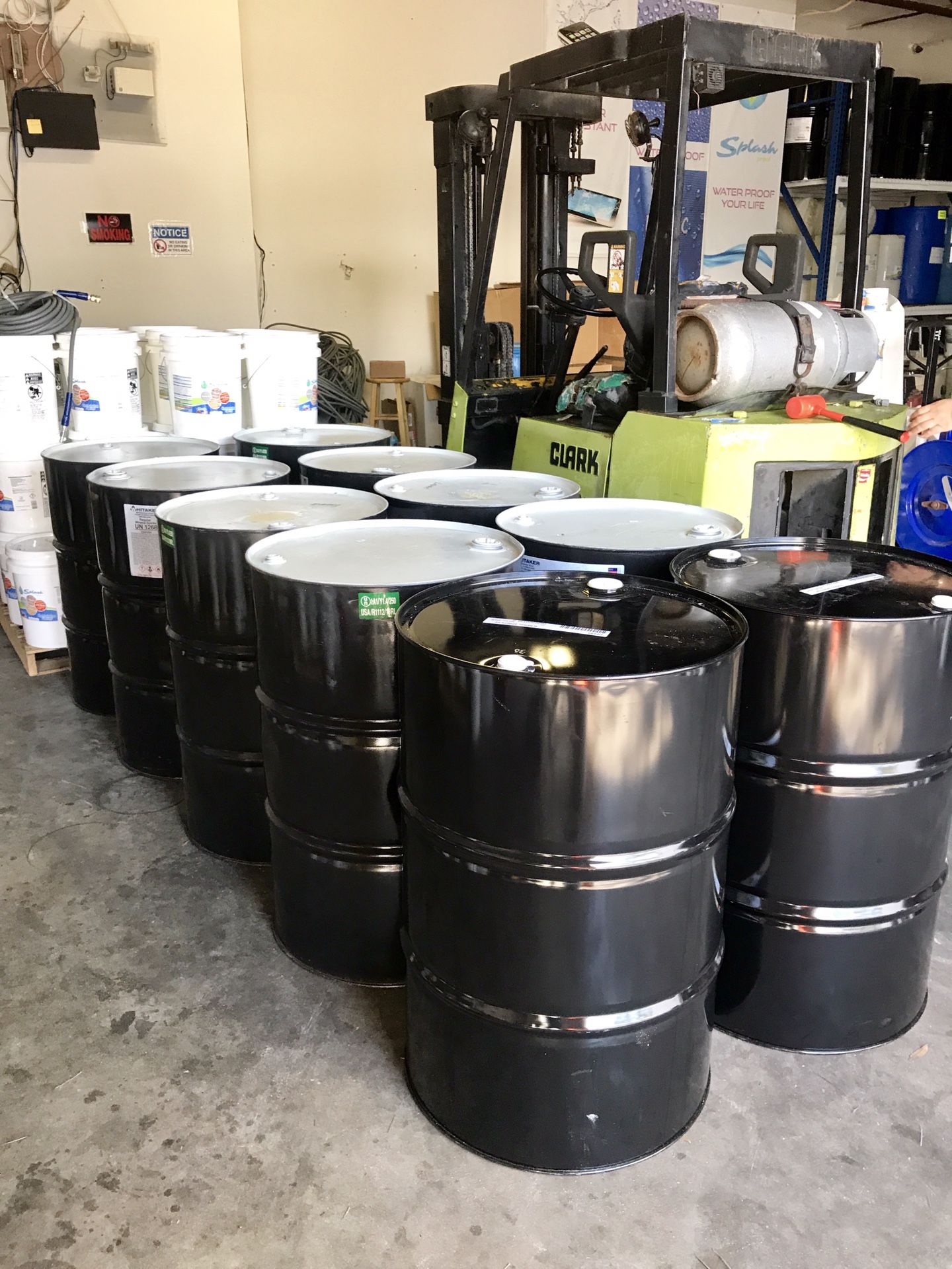 55 Gallons Empty Steel Barrels for Sale in Tampa, FL - OfferUp