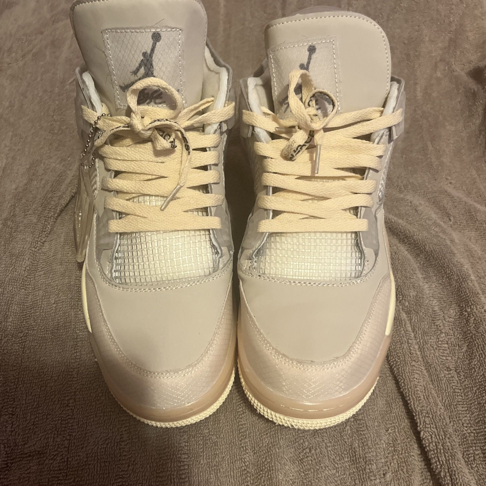 Off White Retro Jordan 4’s for Sale in Chicago, IL - OfferUp