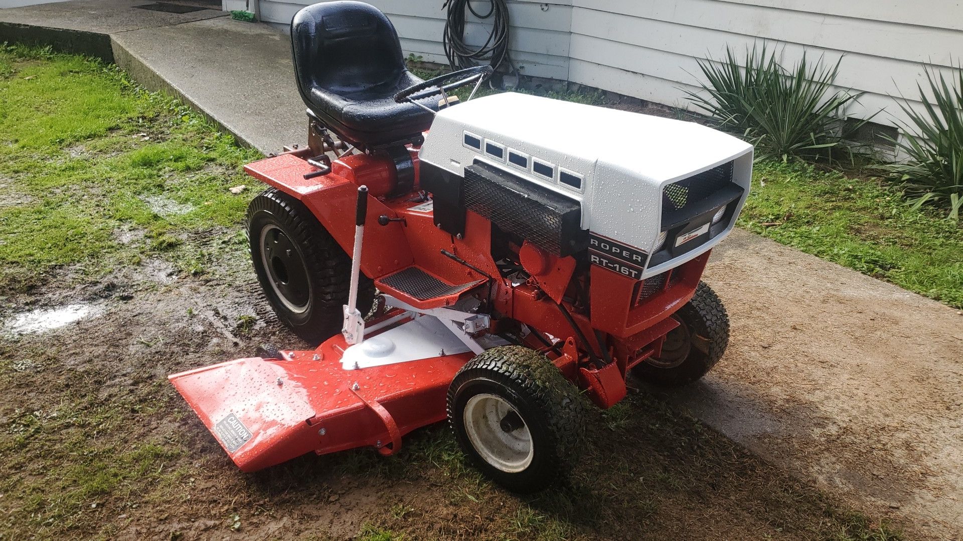 Roper RT 16T riding mower 16hp twinn onan engine tripple blade 50"cut ...