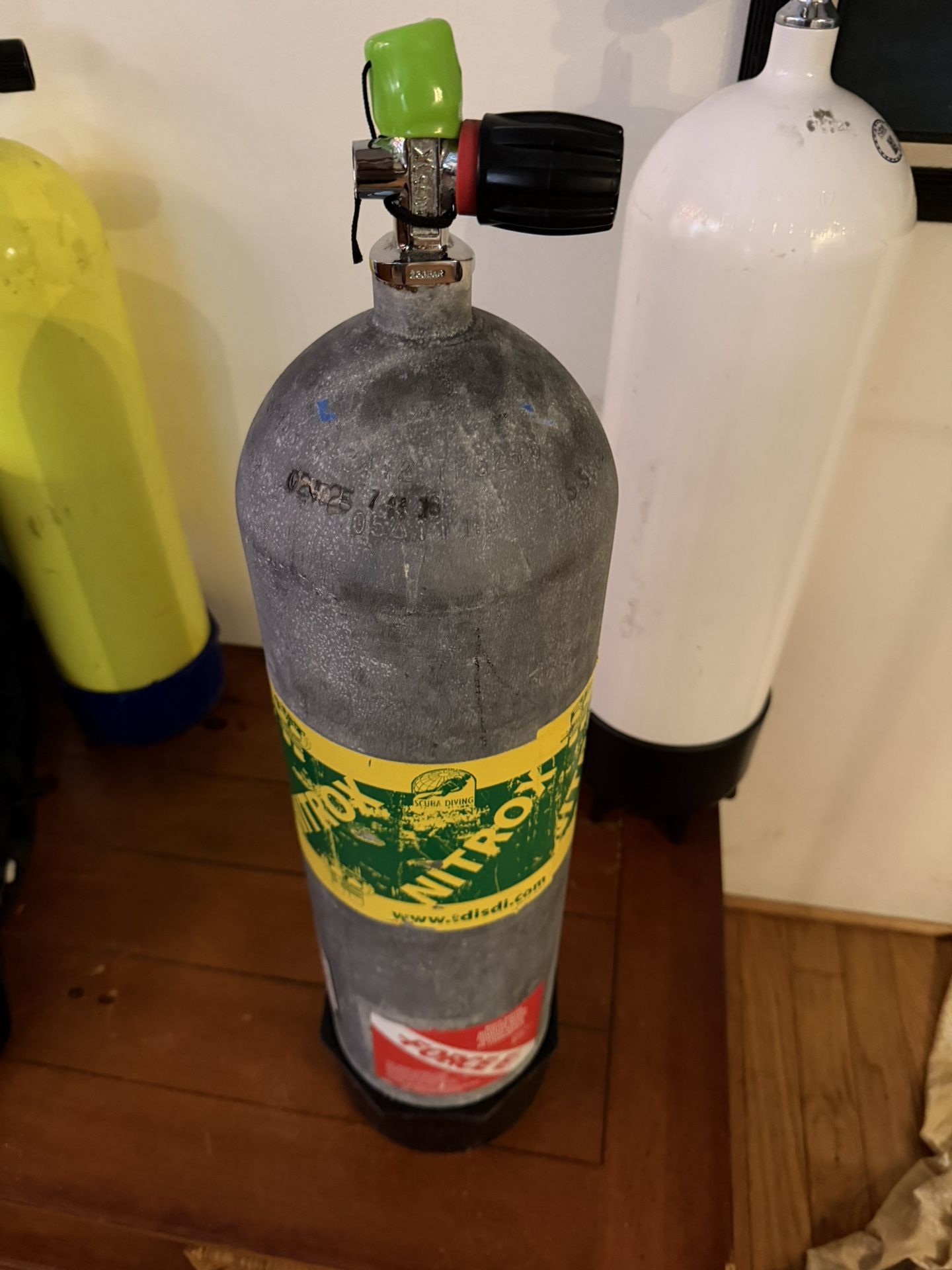 Galvanized 120 Steel Scuba Tank for Sale in Fort Lauderdale, FL - OfferUp