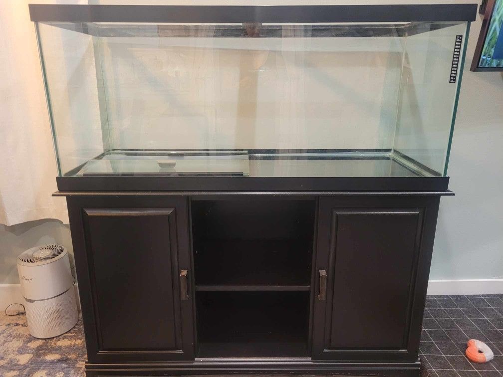75 Gallon Fish Tank for Sale in Tacoma, WA - OfferUp
