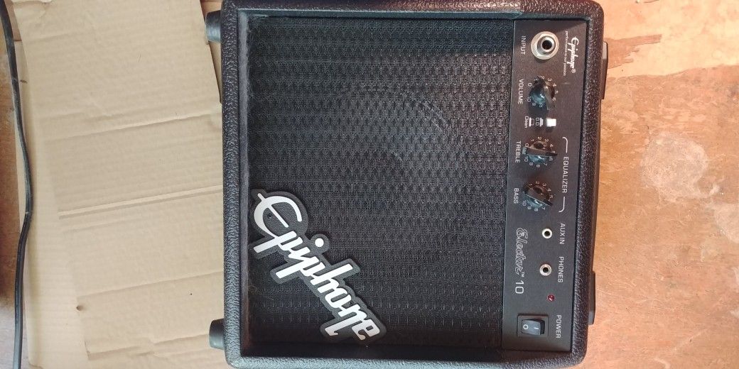 Epiphone Electar 10 Guitar Amp for Sale in Hialeah, FL - OfferUp