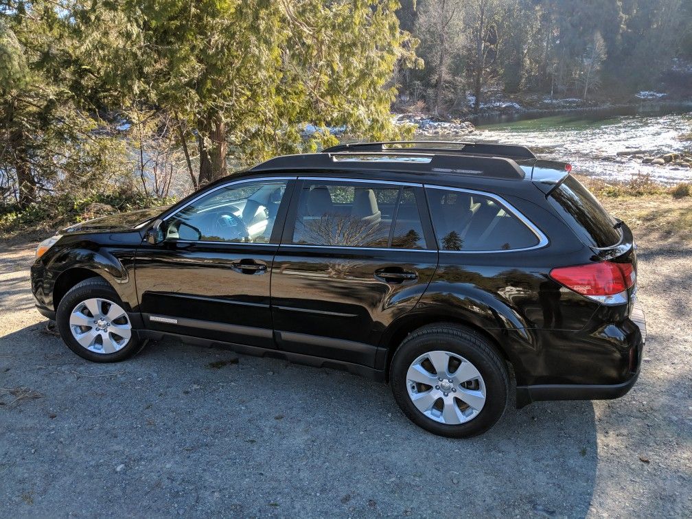 2012 Subaru Outback for Sale in Snohomish, WA - OfferUp