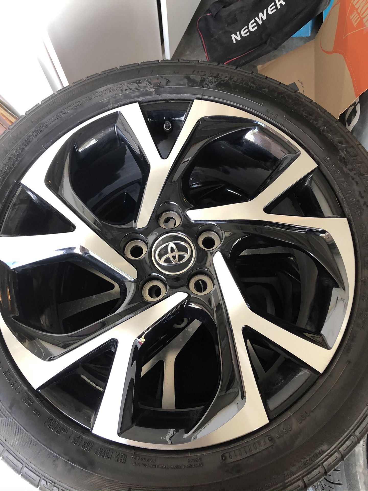 Toyota CHR rims 18x7 for Sale in Las Vegas, NV - OfferUp