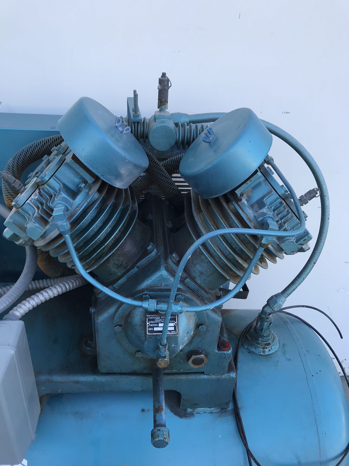 Kellogg American Air compressor Model 452TV for Sale in Escondido, CA ...