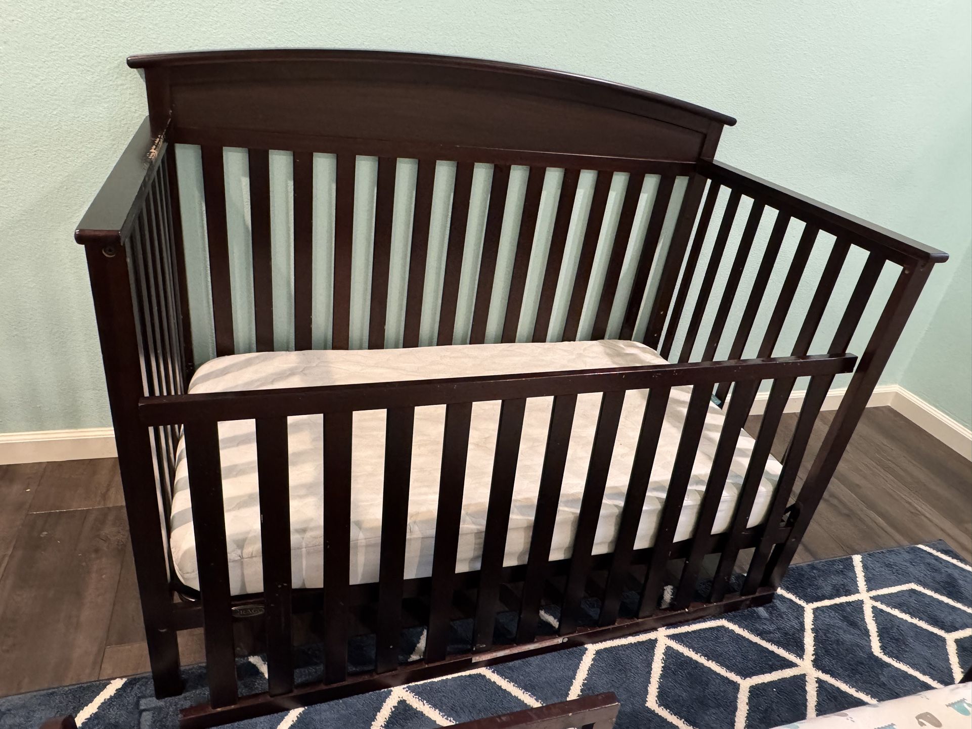 Graco Benton Crib for Sale in Anaheim, CA - OfferUp