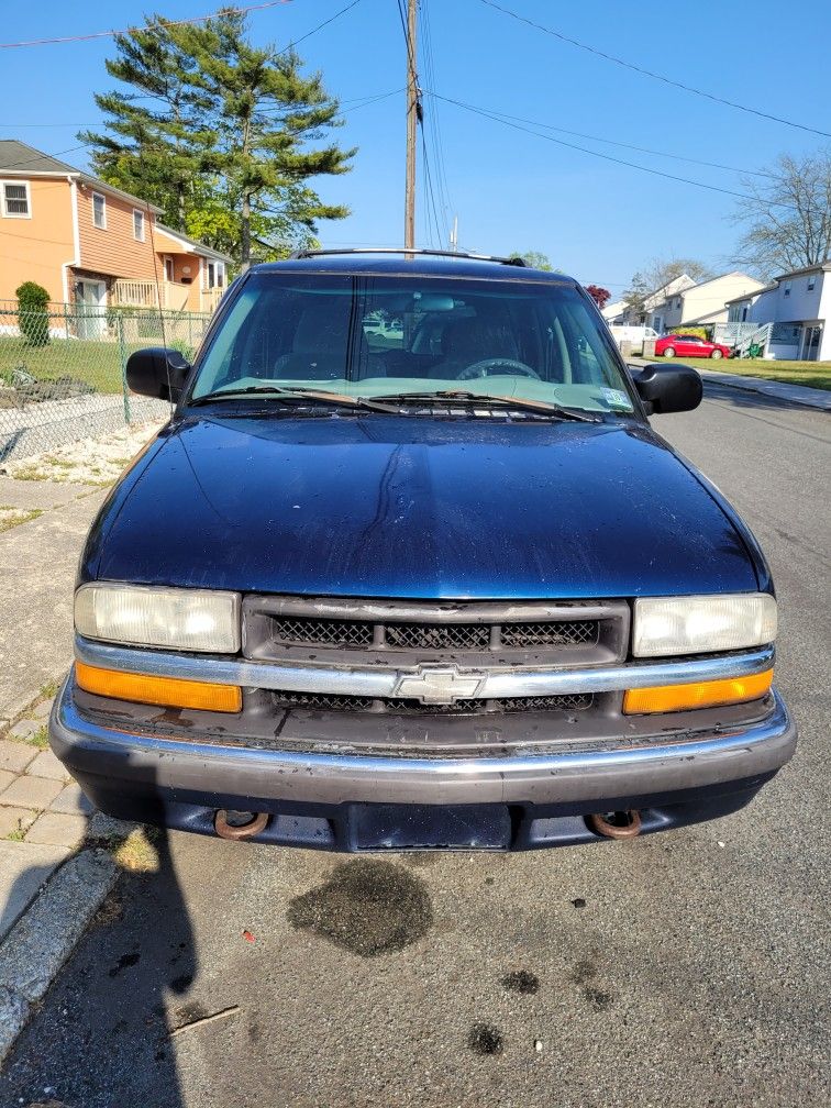 2000 Chevrolet Blazer for Sale in Absecon, NJ - OfferUp