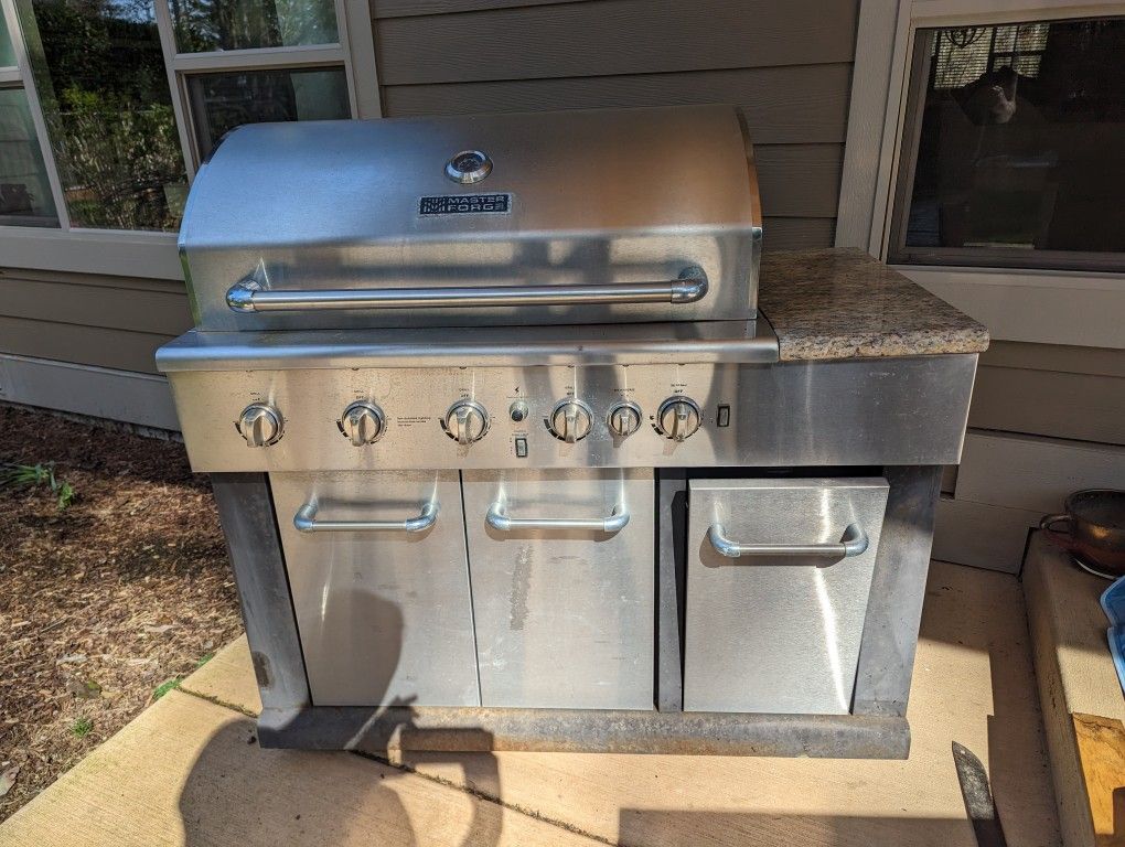 Master Forge Barbeque for Sale in Gig Harbor, WA - OfferUp