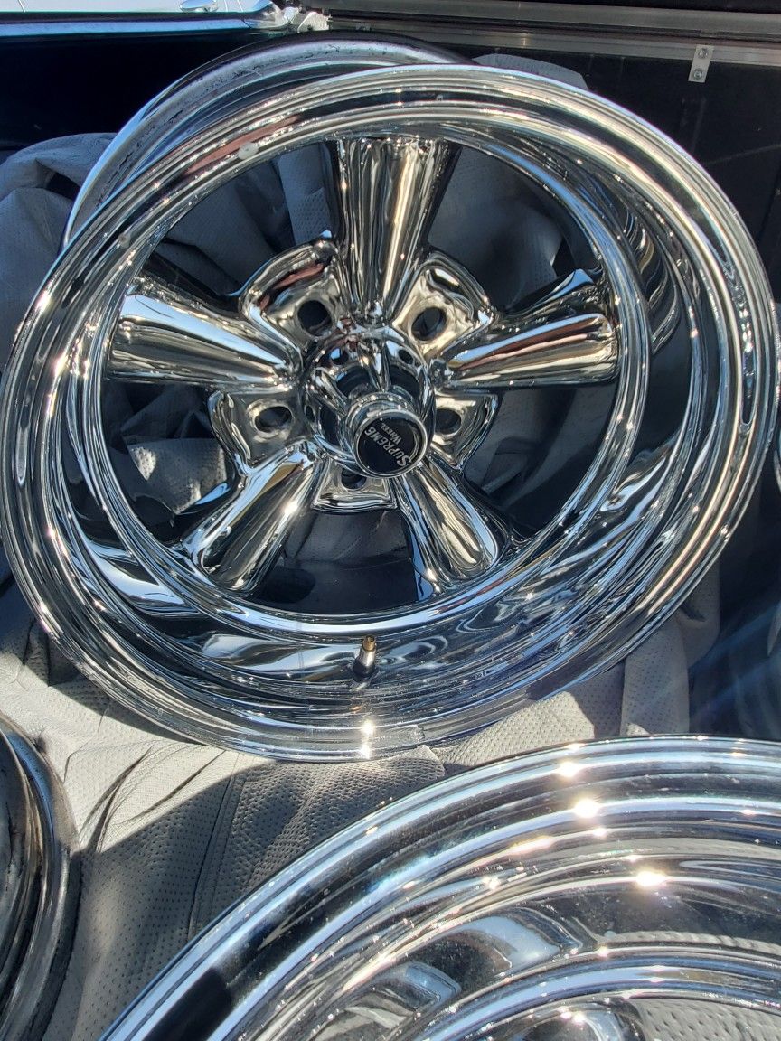 Supreme Wheels for Sale in Quartz Hill, CA - OfferUp