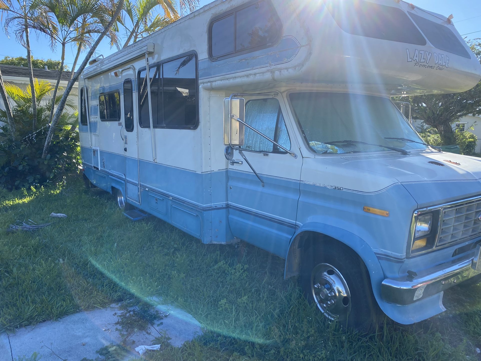 1990 Ford Lazy daze for Sale in Aventura, FL - OfferUp