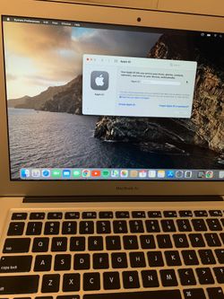 MacBook Air (Model A1466) i5 processor, 128gb in new condition.$270 obo ...