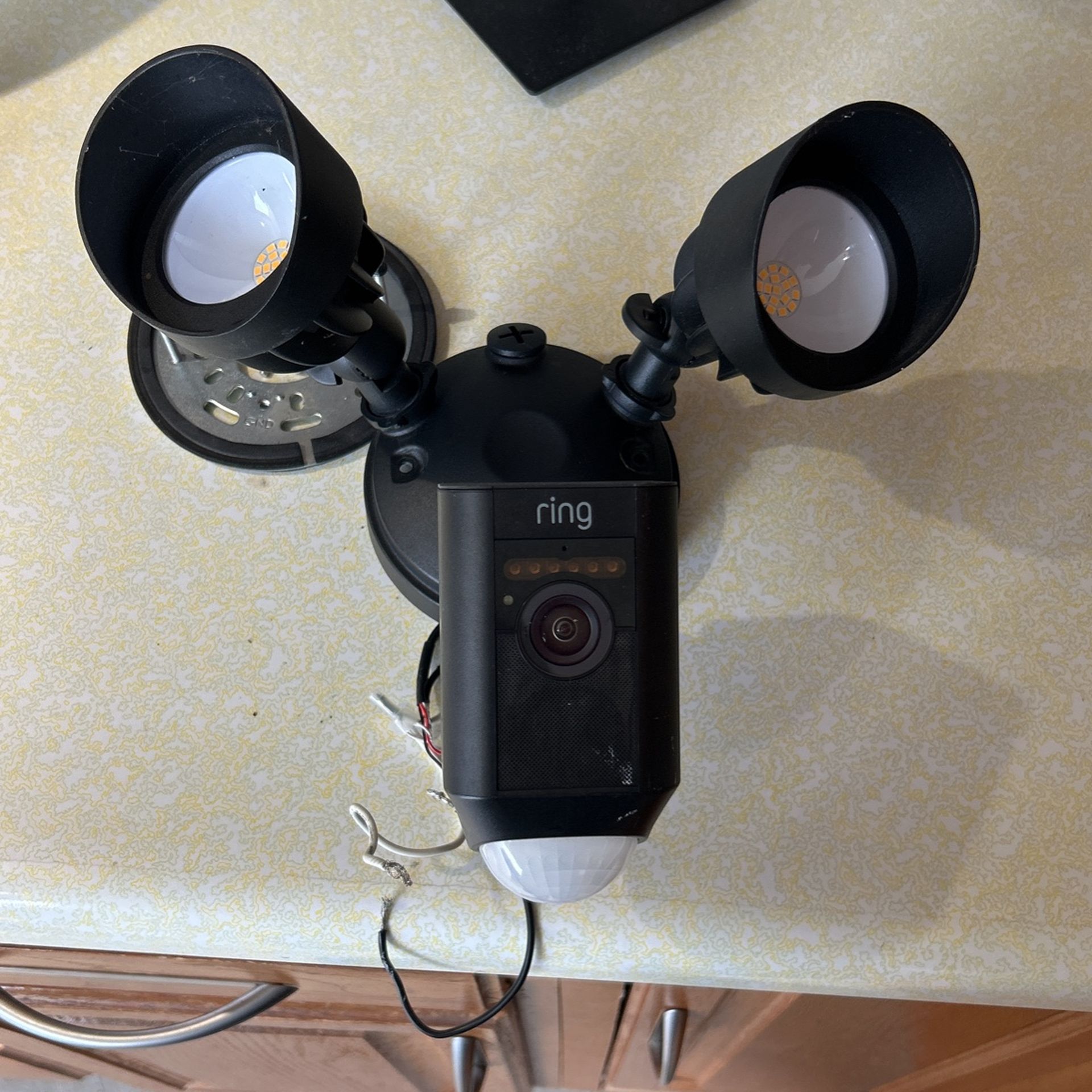 Ring Camera Flood Light for Sale in Seattle, WA - OfferUp