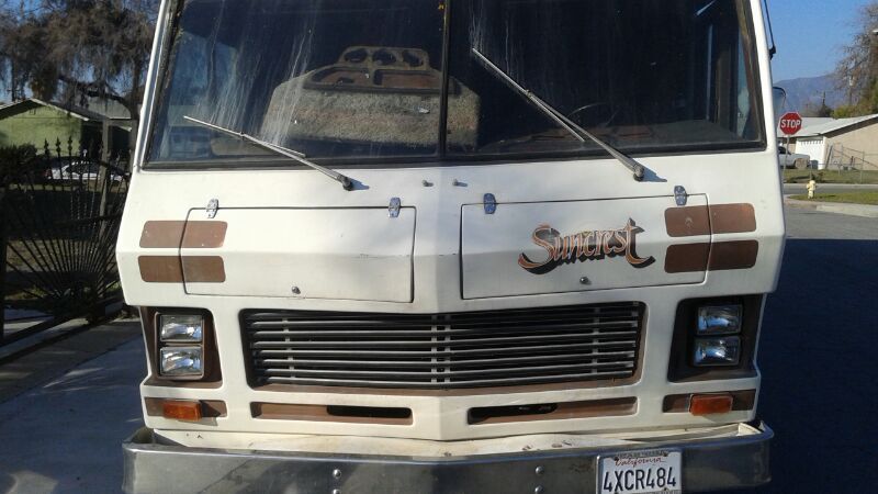 1985 gmc 454 Suncrest RV(running) for Sale in Pomona, CA - OfferUp