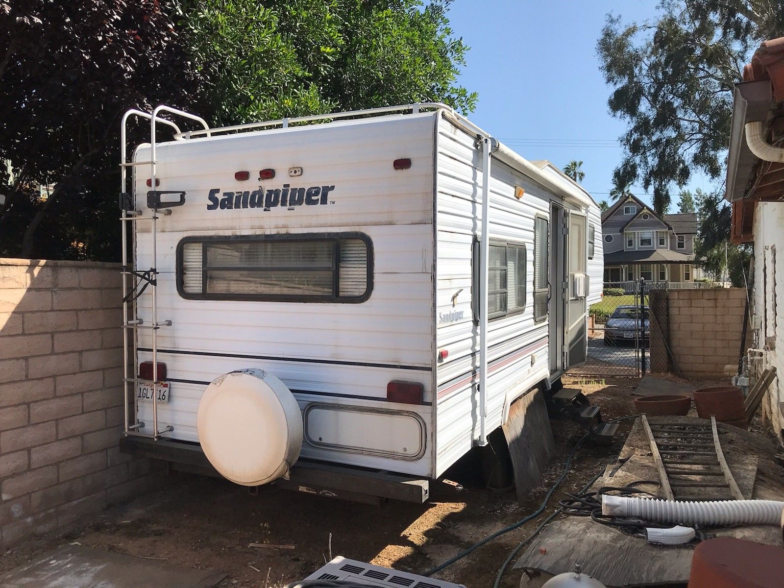 1998 Sandpiper 5th Wheel Travel Trailer for Sale in Moreno Valley, CA ...
